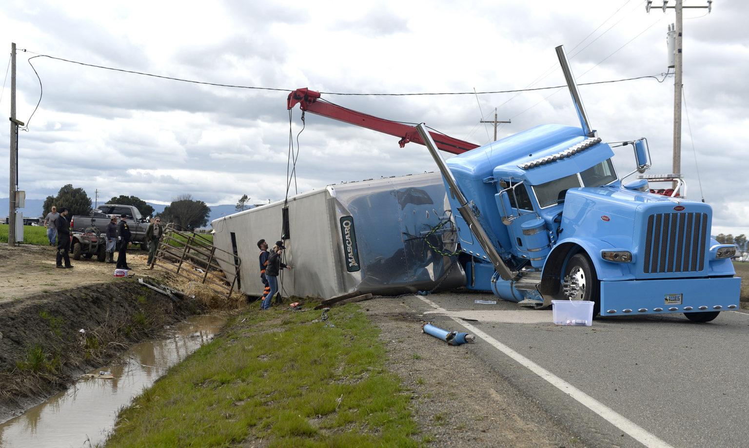 What Causes Large Truck Accidents? | Bressman Law